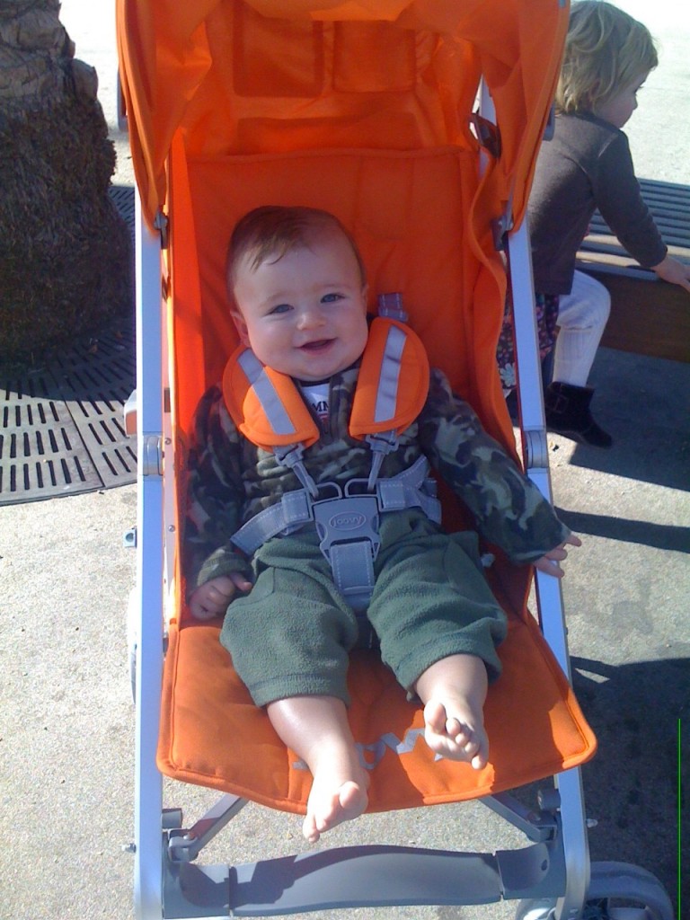 Stroller review of the Joovy Groove {WINNER} - Savvy Sassy Moms