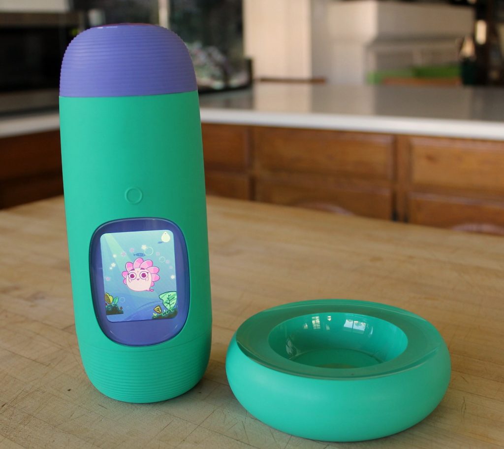 Gululu is the water bottle every kid needs - Savvy Sassy Moms