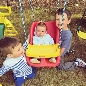 7 Reasons why having three kids is awesome - Savvy Sassy Moms