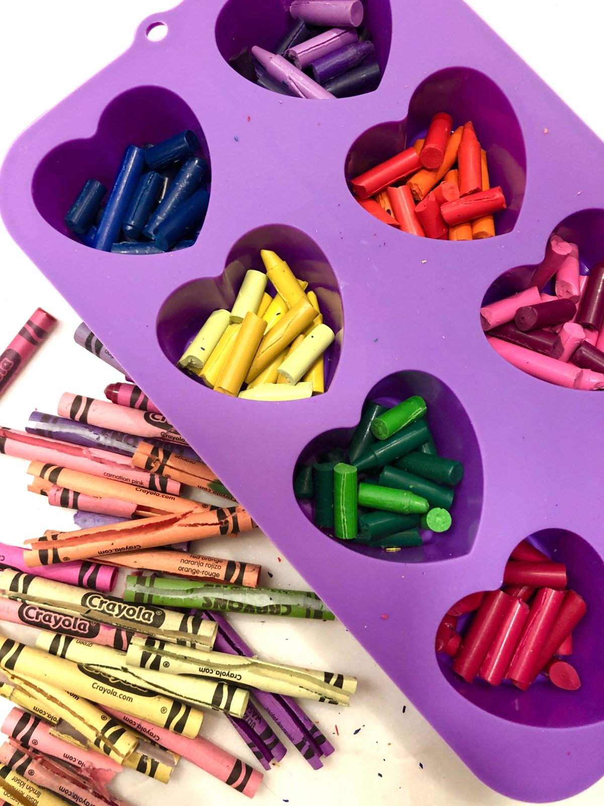 How to Make Valentine's Day Crayons - Savvy Sassy Moms