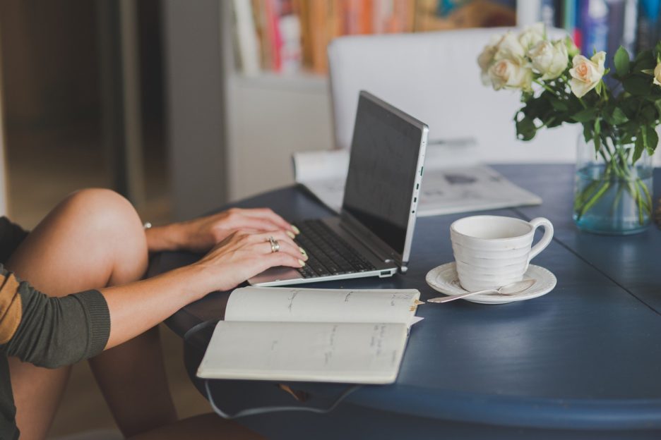 5 Smart Ways to Boost Your Work Habits - Savvy Sassy Moms